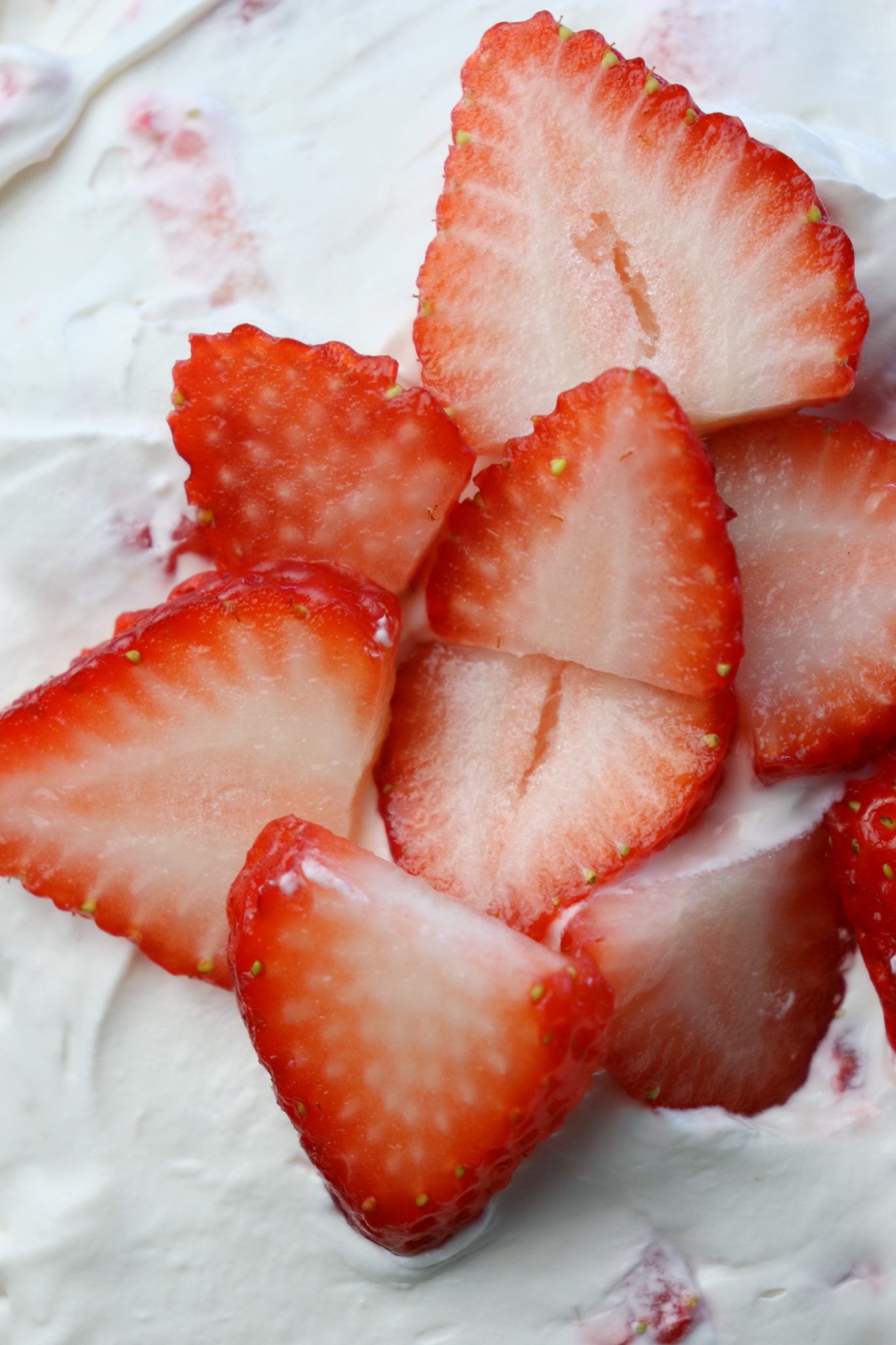 Strawberry Dream Pie - Daisy Farm Kitchen